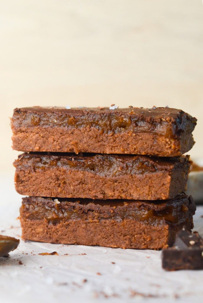 Chocolate Salted Caramel Protein Bars - Naturallie Plant-Based